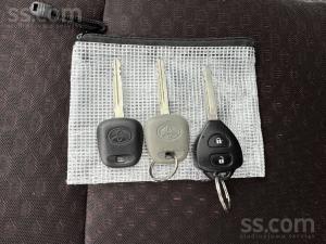 Grey Toyota Verso 2012 in Riga, with an engine capacity of 1.80 L and mileage of 229 thousand km for 5150 €, photo 10 on AUTOMOTO.COM.LV