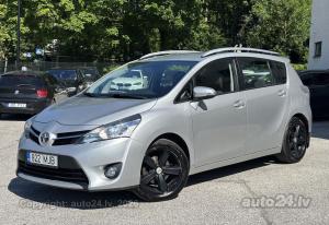 Grey Toyota Verso 2013 in Tartu, with an engine capacity of 1.60 L and mileage of 233 thousand km for 6299 €, photo  on AUTOMOTO.COM.LV