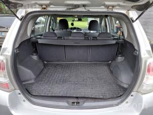 Grey Toyota Verso 2013 in Jurmala, with an engine capacity of 2.00 L and mileage of 732 thousand km for 1600 €, photo 8 on AUTOMOTO.COM.LV