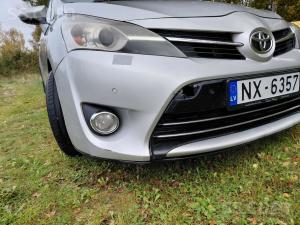 Grey Toyota Verso 2013 in Jurmala, with an engine capacity of 2.00 L and mileage of 732 thousand km for 1600 €, photo 11 on AUTOMOTO.COM.LV