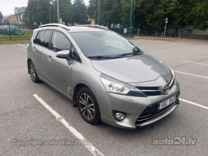 Grey Toyota Verso 2014 in Tallinn, with an engine capacity of 2.00 L and mileage of 211 thousand km for 8150 €, photo 4 on AUTOMOTO.COM.LV