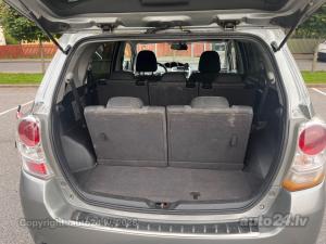 Grey Toyota Verso 2014 in Tallinn, with an engine capacity of 2.00 L and mileage of 211 thousand km for 8150 €, photo 14 on AUTOMOTO.COM.LV
