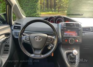 Pelēks Toyota Verso 2017 Pērnava, ar dzinēja tilpumu 1.80 L un nobraukumu 153 tūkst. km par 11850 €, foto 9 vietnē AUTOMOTO.COM.LV