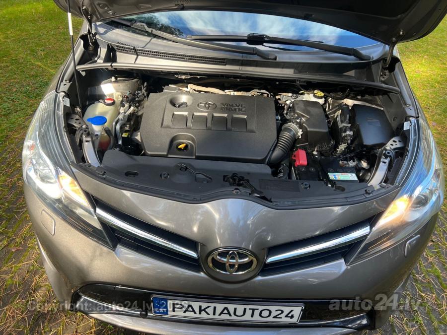 Pelēks Toyota Verso 2017 Pērnava, ar dzinēja tilpumu 1.80 L un nobraukumu 153 tūkst. km par 11850 €, foto 17 vietnē AUTOMOTO.COM.LV