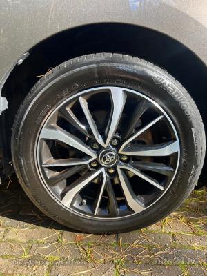 Pelēks Toyota Verso 2017 Pērnava, ar dzinēja tilpumu 1.80 L un nobraukumu 153 tūkst. km par 11850 €, foto 24 vietnē AUTOMOTO.COM.LV