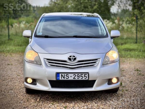Toyota Verso 2011 Rīga, ar dzinēja tilpumu 2.00 L un nobraukumu 269 tūkst. km par 4650 €, foto 8 vietnē AUTOMOTO.COM.LV