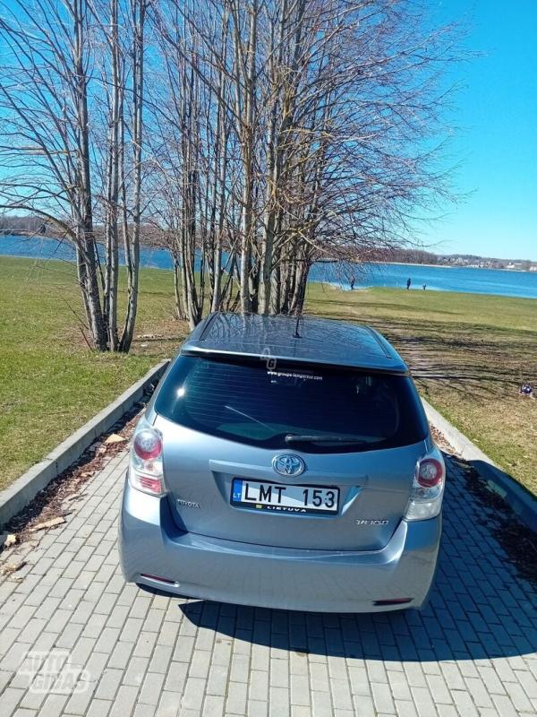 Toyota Verso 2012 in Telschi, with an engine capacity of 2.00 L and mileage of 210 thousand km for 3200 €, photo 4 on AUTOMOTO.COM.LV