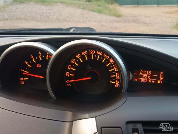 Toyota Verso 2012 Viļņa, ar dzinēja tilpumu 2.00 L un nobraukumu 197 tūkst. km par 4000 €, foto 9 vietnē AUTOMOTO.COM.LV