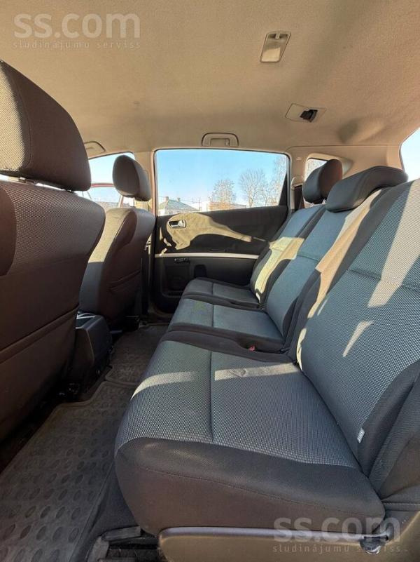 Toyota Verso 2004 Daugavpils, ar dzinēja tilpumu 1.60 L un nobraukumu 258 tūkst. km par 1500 €, foto 7 vietnē AUTOMOTO.COM.LV