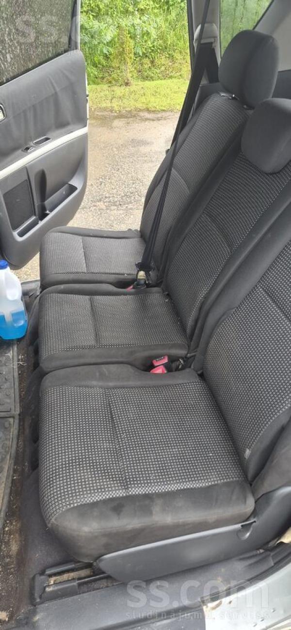 Toyota Verso 2006 Valka, ar dzinēja tilpumu 2.20 L un nobraukumu 400 tūkst. km par 1500 €, foto 5 vietnē AUTOMOTO.COM.LV