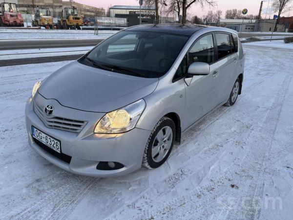 Toyota Verso 2009 Cēsis, ar dzinēja tilpumu 2.00 L un nobraukumu 440 tūkst. km par 3300 €, foto 2 vietnē AUTOMOTO.COM.LV