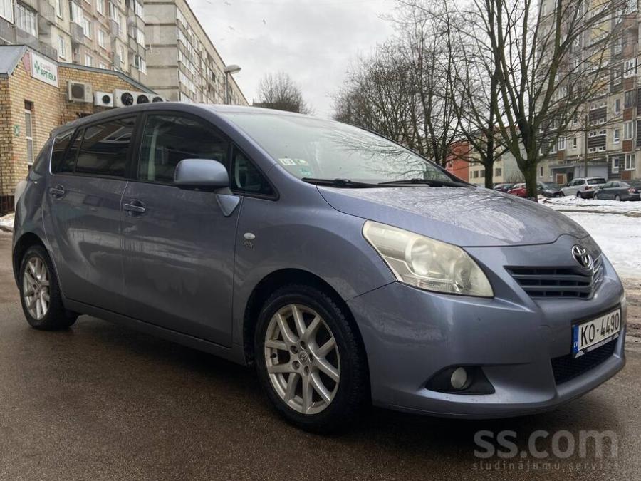 Toyota Verso 2009 Rīga, ar dzinēja tilpumu 2.20 L un nobraukumu 236 tūkst. km par 2900 €, foto 1 vietnē AUTOMOTO.COM.LV