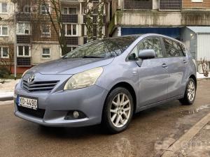 Toyota Verso 2009 Rīga, ar dzinēja tilpumu 2.20 L un nobraukumu 236 tūkst. km par 2900 €, foto 4 vietnē AUTOMOTO.COM.LV