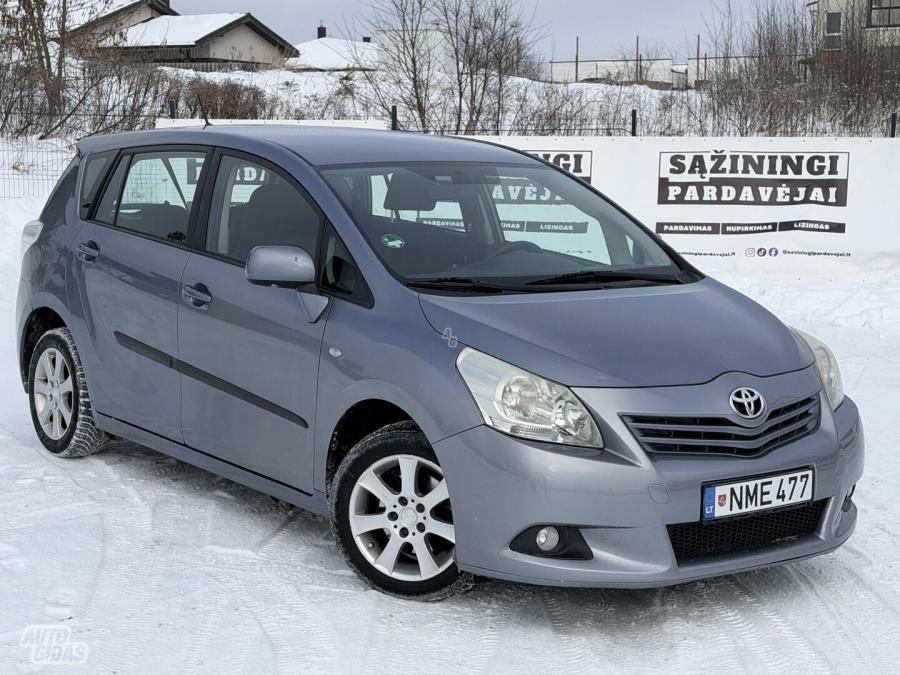 Toyota Verso 2009 in Vilnius, with an engine capacity of 2.00 L and mileage of 232 thousand km for 3700 €, photo 2 on AUTOMOTO.COM.LV