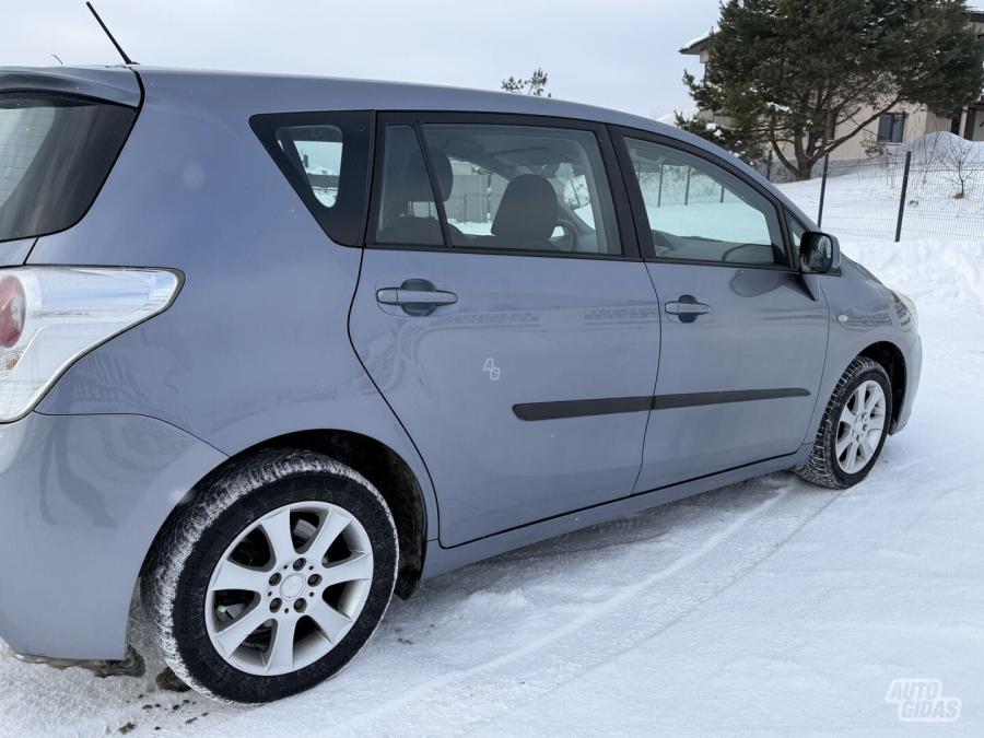Toyota Verso 2009 in Vilnius, with an engine capacity of 2.00 L and mileage of 232 thousand km for 3700 €, photo 6 on AUTOMOTO.COM.LV