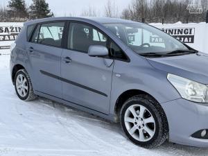 Toyota Verso 2009 in Vilnius, with an engine capacity of 2.00 L and mileage of 232 thousand km for 3700 €, photo 8 on AUTOMOTO.COM.LV