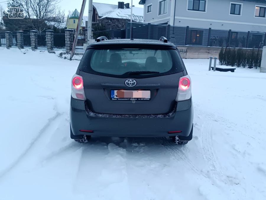 Toyota Verso 2010 Šauļi, ar dzinēja tilpumu 2.00 L un nobraukumu 300 tūkst. km par 3450 €, foto 6 vietnē AUTOMOTO.COM.LV