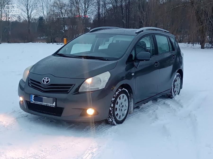 Toyota Verso 2010 Šauļi, ar dzinēja tilpumu 2.00 L un nobraukumu 300 tūkst. km par 3400 €, foto 8 vietnē AUTOMOTO.COM.LV