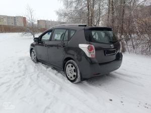 Toyota Verso 2010 Šauļi, ar dzinēja tilpumu 2.00 L un nobraukumu 1 tūkst. km par 3400 €, foto 3 vietnē AUTOMOTO.COM.LV