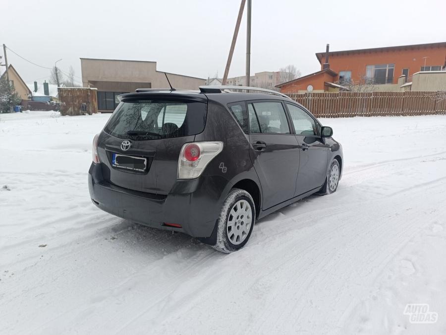 Toyota Verso 2010 Šauļi, ar dzinēja tilpumu 2.00 L un nobraukumu 1 tūkst. km par 3400 €, foto 6 vietnē AUTOMOTO.COM.LV