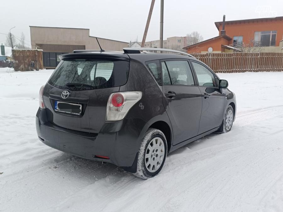 Toyota Verso 2010 Šauļi, ar dzinēja tilpumu 2.00 L un nobraukumu 3 tūkst. km par 3000 €, foto 7 vietnē AUTOMOTO.COM.LV
