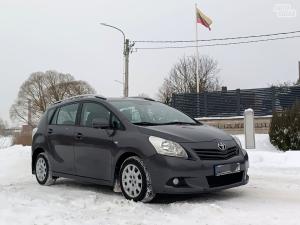 Toyota Verso 2010 Šauļi, ar dzinēja tilpumu 2.00 L un nobraukumu 3 tūkst. km par 3300 €, foto  vietnē AUTOMOTO.COM.LV