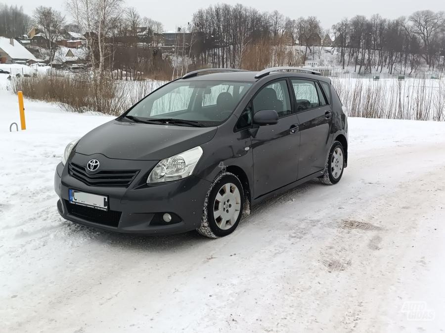 Toyota Verso 2010 Šauļi, ar dzinēja tilpumu 2.00 L un nobraukumu 300 tūkst. km par 3600 €, foto 6 vietnē AUTOMOTO.COM.LV