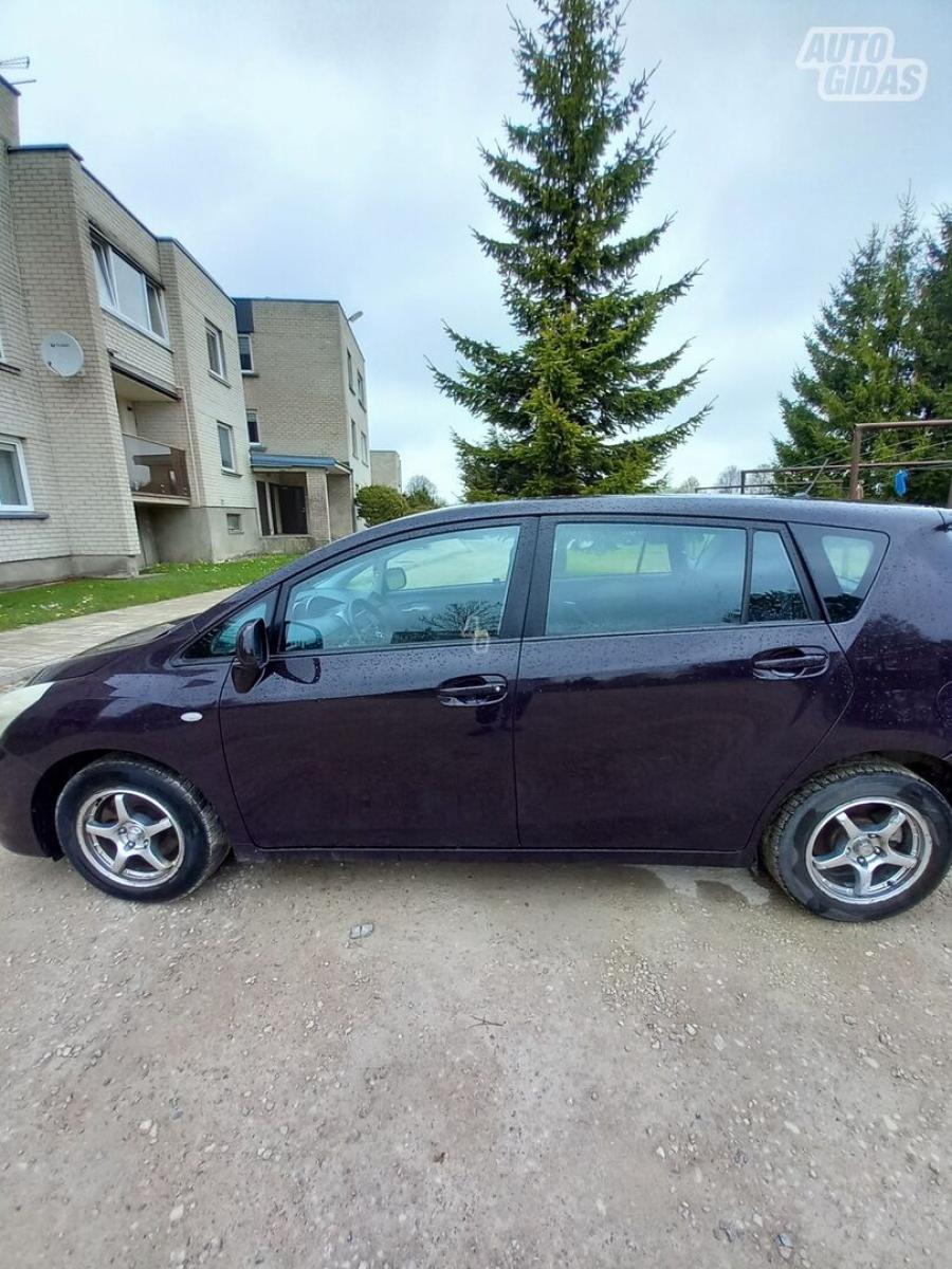 Toyota Verso 2010 Kretinga, ar dzinēja tilpumu 2.00 L un nobraukumu 354 tūkst. km par 3000 €, foto 4 vietnē AUTOMOTO.COM.LV