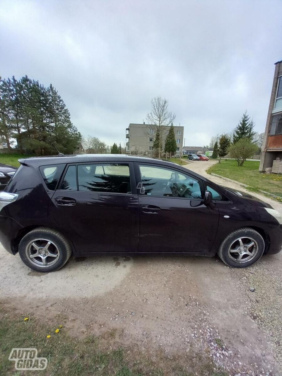 Toyota Verso 2010 Kretinga, ar dzinēja tilpumu 2.00 L un nobraukumu 354 tūkst. km par 3000 €, foto 5 vietnē AUTOMOTO.COM.LV