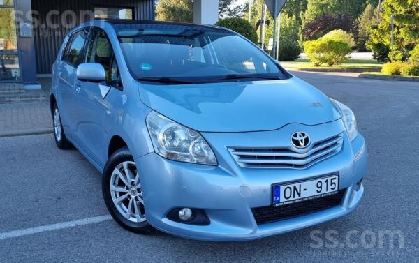 Toyota Verso 2010 Rīga, ar dzinēja tilpumu 2.00 L un nobraukumu 249 tūkst. km par 4850 €, foto 1 vietnē AUTOMOTO.COM.LV