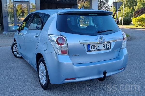 Toyota Verso 2010 Rīga, ar dzinēja tilpumu 2.00 L un nobraukumu 249 tūkst. km par 4850 €, foto 4 vietnē AUTOMOTO.COM.LV
