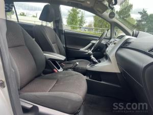 Toyota Verso 2010 Rēzekne, ar dzinēja tilpumu 1.80 L un nobraukumu 291 tūkst. km par 3950 €, foto 11 vietnē AUTOMOTO.COM.LV