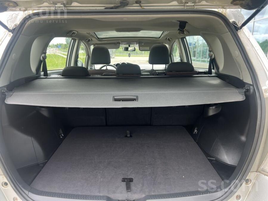 Toyota Verso 2010 Rēzekne, ar dzinēja tilpumu 1.80 L un nobraukumu 291 tūkst. km par 3950 €, foto 14 vietnē AUTOMOTO.COM.LV