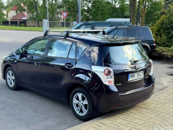 Toyota Verso 2010 Rīga, ar dzinēja tilpumu 2.00 L un nobraukumu 206 tūkst. km par 5600 €, foto 6 vietnē AUTOMOTO.COM.LV