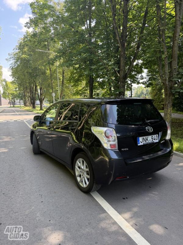 Toyota Verso 2010 Klaipėda, ar dzinēja tilpumu 2.20 L un nobraukumu 324 tūkst. km par 3700 €, foto 4 vietnē AUTOMOTO.COM.LV