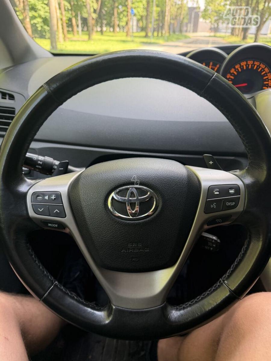 Toyota Verso 2010 Klaipėda, ar dzinēja tilpumu 2.20 L un nobraukumu 324 tūkst. km par 3700 €, foto 10 vietnē AUTOMOTO.COM.LV