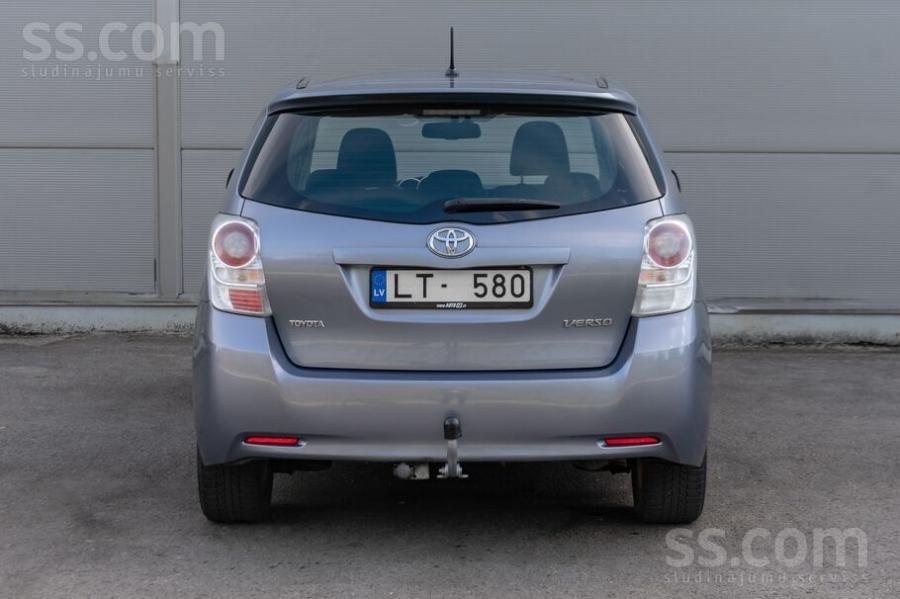 Toyota Verso 2011 in Riga, with an engine capacity of 2.00 L and mileage of 0 thousand km for 4950 €, photo 5 on AUTOMOTO.COM.LV