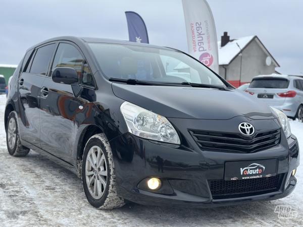Toyota Verso 2011 in Pabrade, with an engine capacity of 2.00 L and mileage of 260 thousand km for 4950 €, photo 3 on AUTOMOTO.COM.LV
