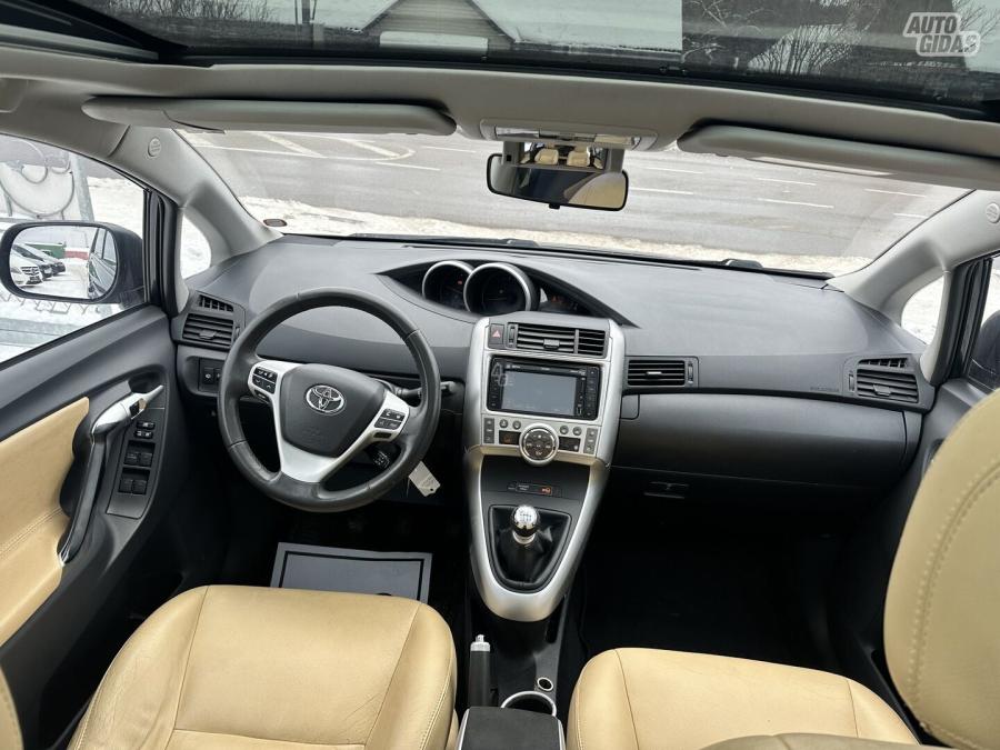 Toyota Verso 2011 Pabradė, ar dzinēja tilpumu 2.00 L un nobraukumu 260 tūkst. km par 4950 €, foto 6 vietnē AUTOMOTO.COM.LV