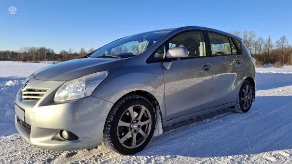 Toyota Verso 2011 Klaipėda, ar dzinēja tilpumu 1.80 L un nobraukumu 226 tūkst. km par 6700 €, foto 1 vietnē AUTOMOTO.COM.LV