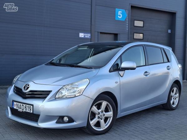 Toyota Verso 2011 Šilutė, ar dzinēja tilpumu 2.20 L un nobraukumu 202 tūkst. km par 5000 €, foto 1 vietnē AUTOMOTO.COM.LV
