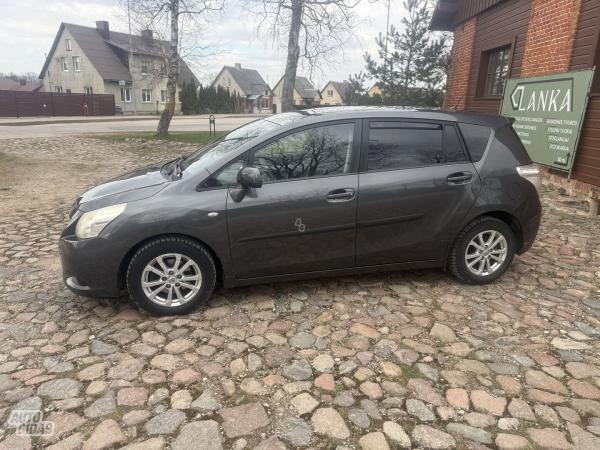 Toyota Verso 2011 Kretinga, ar dzinēja tilpumu 2.00 L un nobraukumu 284 tūkst. km par 3799 €, foto 2 vietnē AUTOMOTO.COM.LV