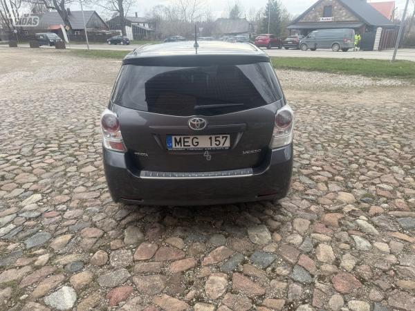 Toyota Verso 2011 Kretinga, ar dzinēja tilpumu 2.00 L un nobraukumu 284 tūkst. km par 3799 €, foto 3 vietnē AUTOMOTO.COM.LV
