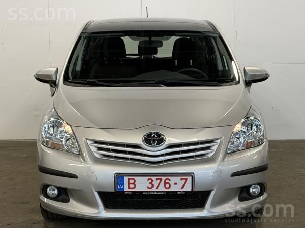 Toyota Verso 2011 Jūrmala, ar dzinēja tilpumu 1.80 L un nobraukumu 193 tūkst. km par 6950 €, foto 3 vietnē AUTOMOTO.COM.LV