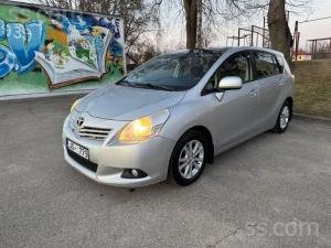 Toyota Verso 2011 in Valmiera, with an engine capacity of 1.80 L and mileage of 214 thousand km for 6000 €, photo  on AUTOMOTO.COM.LV