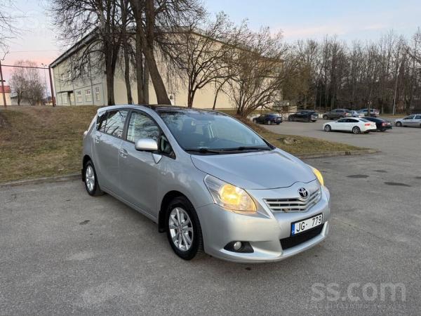 Toyota Verso 2011 Valmiera, ar dzinēja tilpumu 1.80 L un nobraukumu 214 tūkst. km par 6000 €, foto 8 vietnē AUTOMOTO.COM.LV