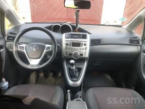 Toyota Verso 2011 Liepāja, ar dzinēja tilpumu 2.00 L un nobraukumu 355 tūkst. km par 4000 €, foto 9 vietnē AUTOMOTO.COM.LV