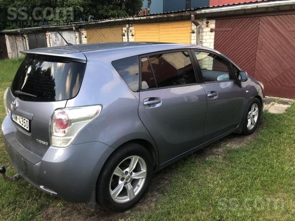 Toyota Verso 2011 Liepāja, ar dzinēja tilpumu 2.00 L un nobraukumu 355 tūkst. km par 3800 €, foto 3 vietnē AUTOMOTO.COM.LV
