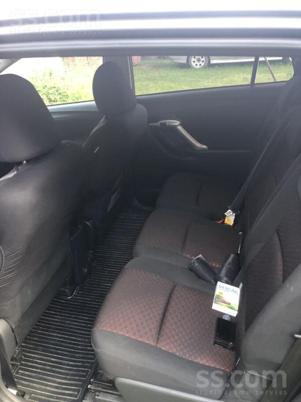 Toyota Verso 2011 Liepāja, ar dzinēja tilpumu 2.00 L un nobraukumu 355 tūkst. km par 3800 €, foto 9 vietnē AUTOMOTO.COM.LV
