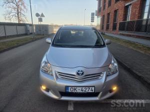 Тойота Версо 2011 в Рига, объемом двигателя 1.60 л и пробегом 182 тыс. км за 5200 €, фото 3 на AUTOMOTO.COM.LV